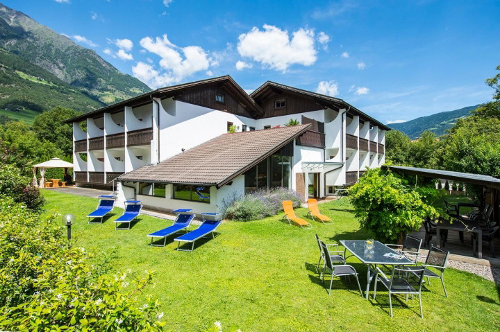 Pension Astoria - Lana