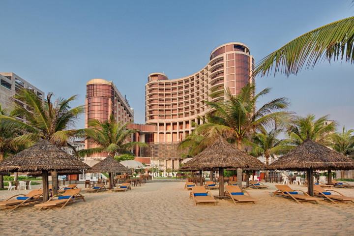 Holiday Beach Hotel Danang - Đà Nẵng