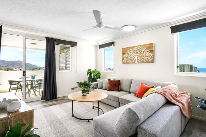 Cairns Central Apartment 1011 - Cairns
