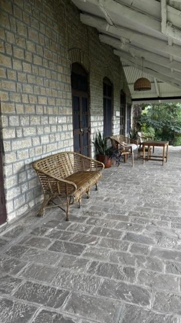 Whispering Pines - Heritage Retreat - India