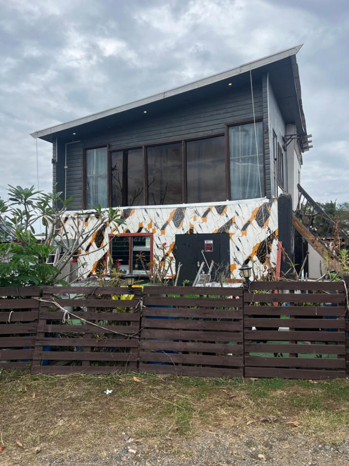 Private Room In A Spacious Hilltop In Nadi Nawaka Neighbour Hood Set In A Private Property - Nadi