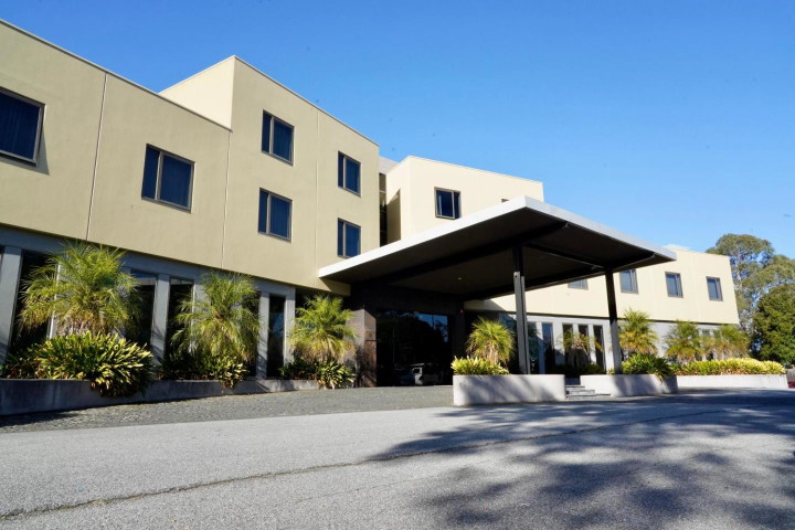 Golden Pebble Hotel - Bayswater