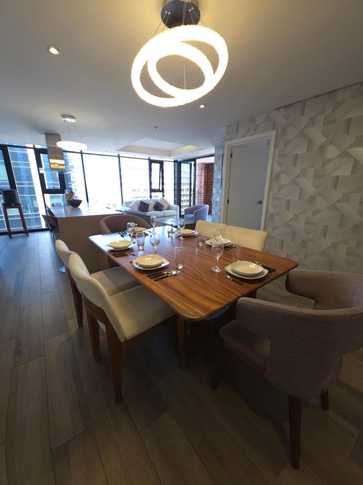 Milán 3br Zona 10 Luxury Suite - Pool, Gym & View - Guatemala