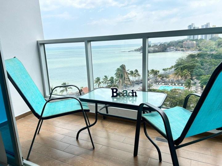Beachfront 2br Ocean View Balcony 3 Pools - Panama
