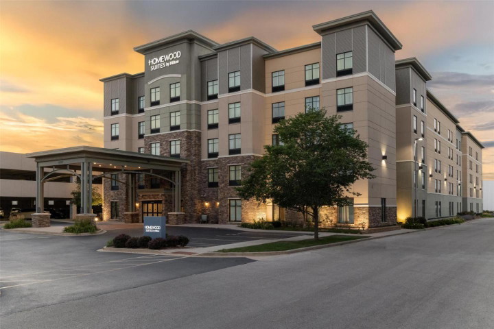 Homewood Suites By Hilton Wauwatosa Milwaukee - Wauwatosa, WI