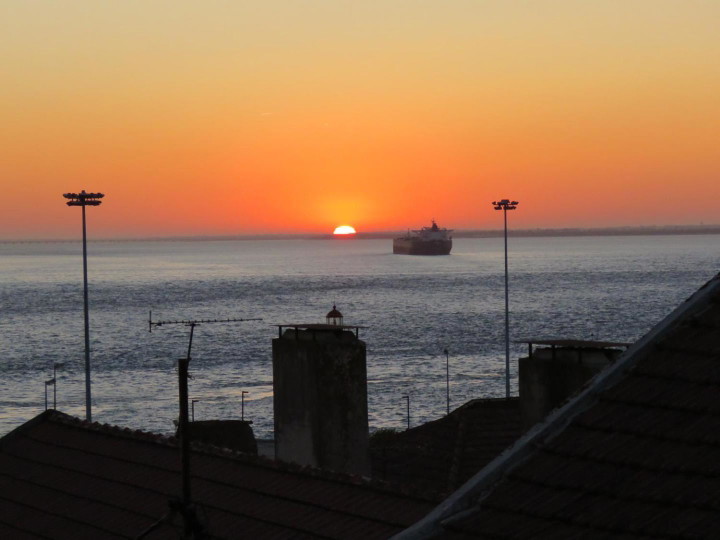 Tejo House River Lisbon (Cacilhas) - Lisbon