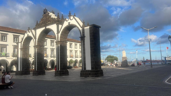 Portas Residence, Quartos & Suites - Ponta Delgada City Center - Azores