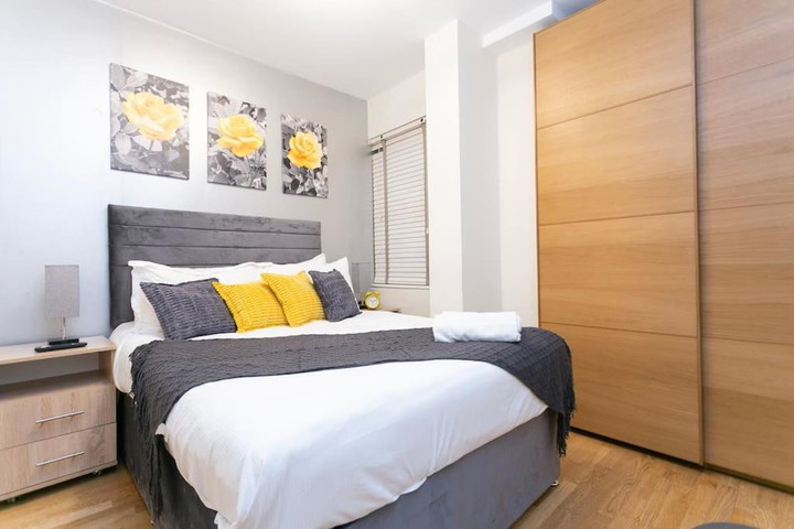Roomy Bliss - Your Home Away - Earls Court
