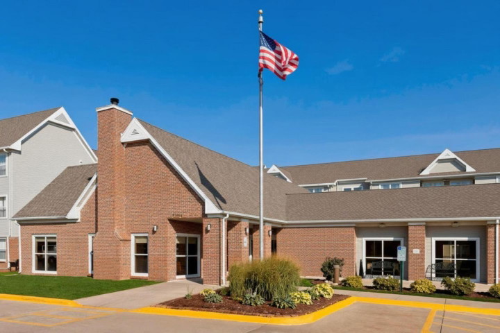 Primestay Extended Suites - Madison