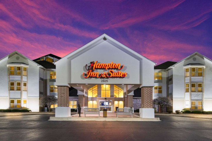 Hampton Inn & Suites Chicago-hoffman Estates - Schaumburg, IL
