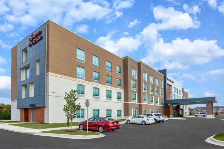 Hampton Inn & Suites Bloomfield Hills Detroit - Bloomfield Hills, MI