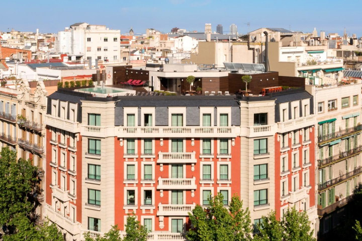 The Corner Hotel - Badalona