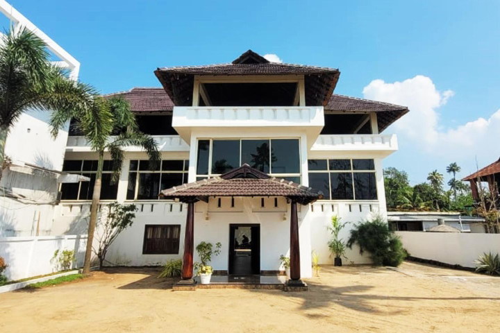 Cherai Beach Palace - Kochi, India