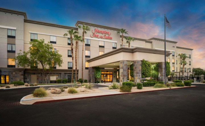 Hampton Inn & Suites Phoenix North/happy Valley - Phoenix