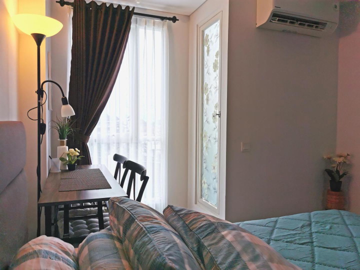 A Peaceful Room At Barsacity Apartment By Ciputra - ジョクジャカルタ
