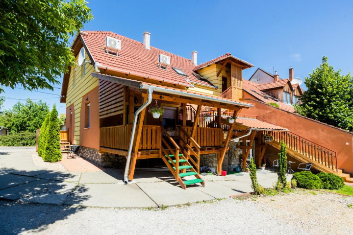 Almafa Apartmanház - Egerszalók