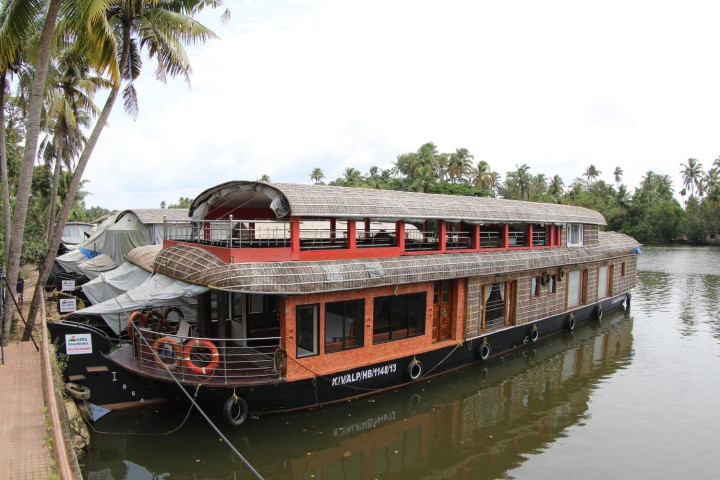 Kera Houseboats Alleppey - Alappuzha