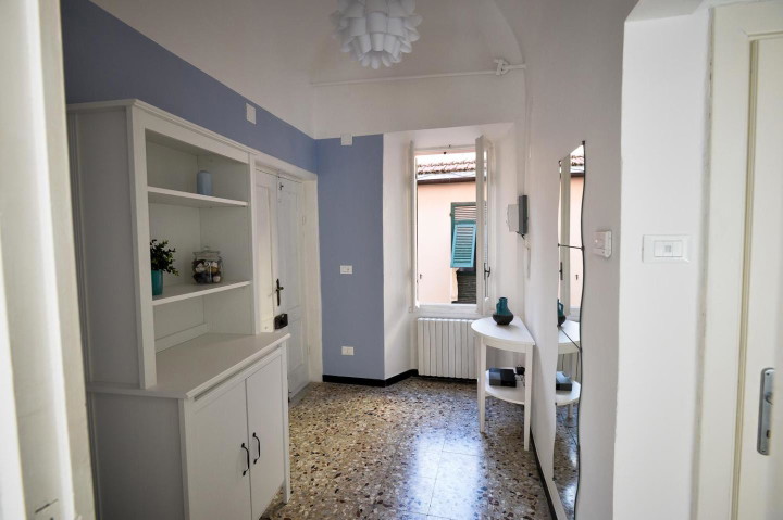 La Zuacca, Luminoso Appartamento Con Terrazzo - Spotorno