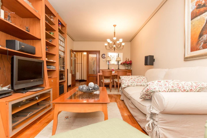 Apartamento Céntrico Con Vistas A La Ría! Garaje, Ideal 2-4 - Bilbao