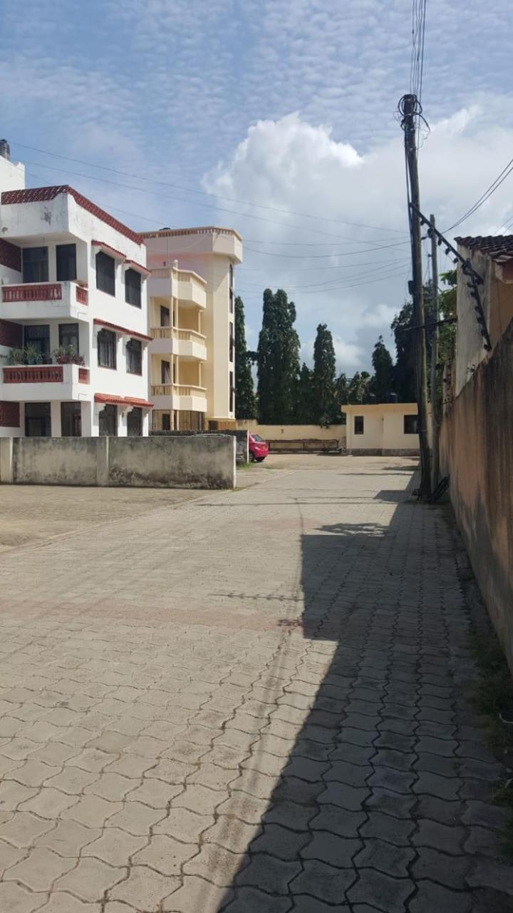 Rose Homes - Kenya
