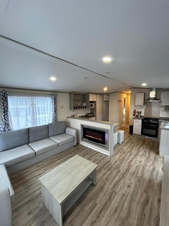 34 Brean Leisure Park Unity Beach 6 Berth Passes Optional No Pets - Weston-super-Mare