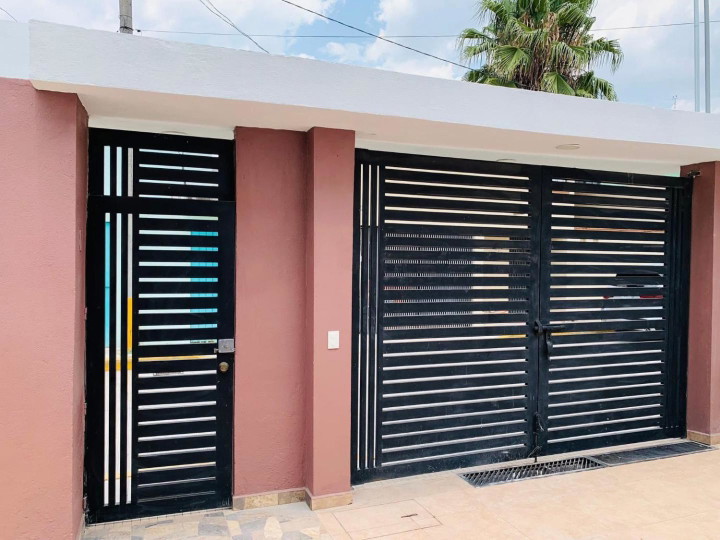 Casa De Dos Pisos,ciudad Tolteca - Querétaro