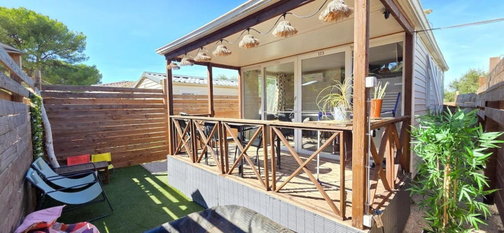 La Bulle Provençale - Bungalow Avec Jacuzzi Privatif - Vitrolles