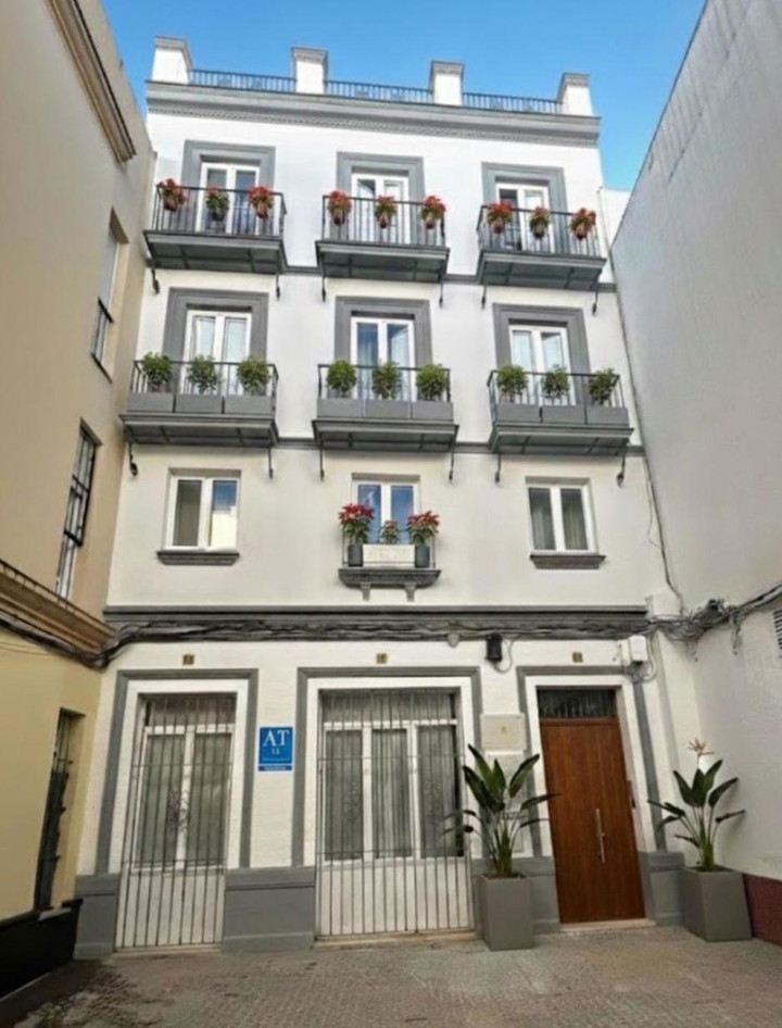 Tayp Sol 120 - Sevilla