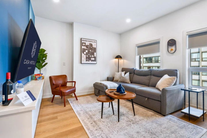 The Mccaul By Casa Hotels Group Cn Tower Suite - Toronto