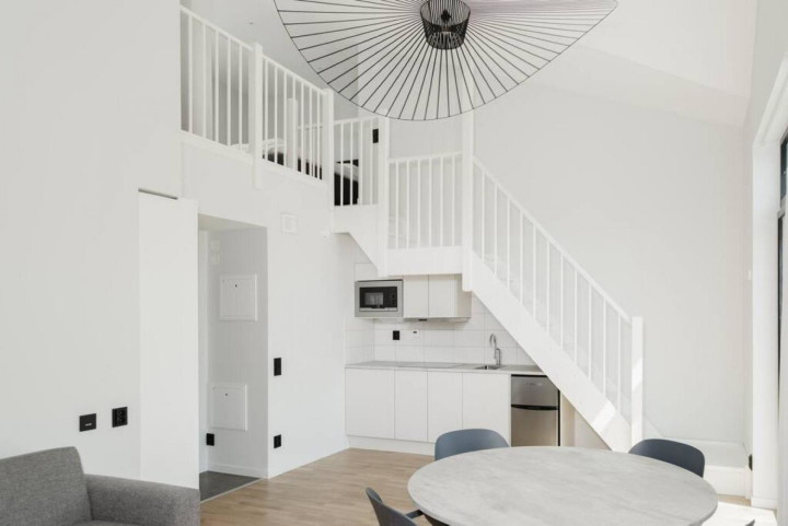 All In One Loft With Balcony And Free Parking - Stockholm