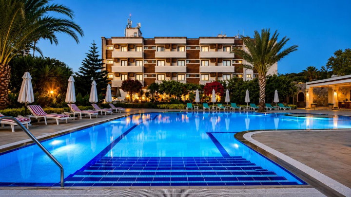 Anadol Hotel & Pool Central Kyrenia - Cyprus