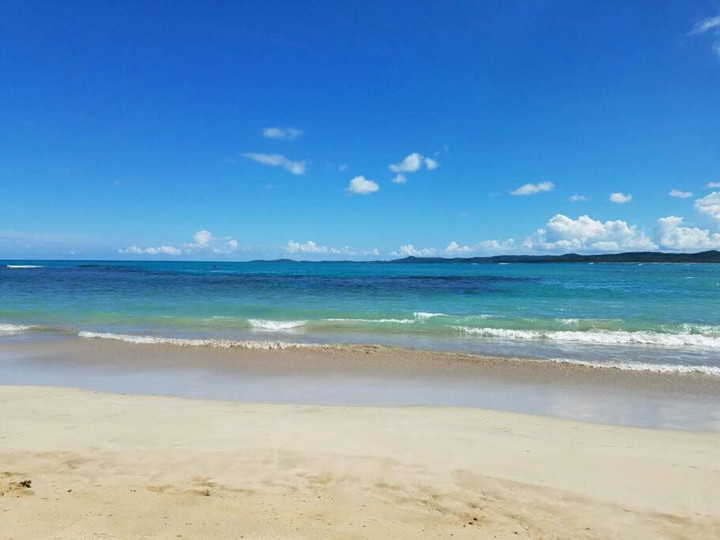 1st Floor, A/c Everywhere, Balcony With Beach View In Luquillo - Puerto Rico