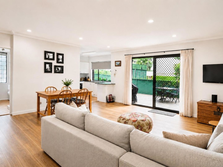 Cronulla Courtyard Unit, 10 Mins Walk To Beach & Bay - Cronulla
