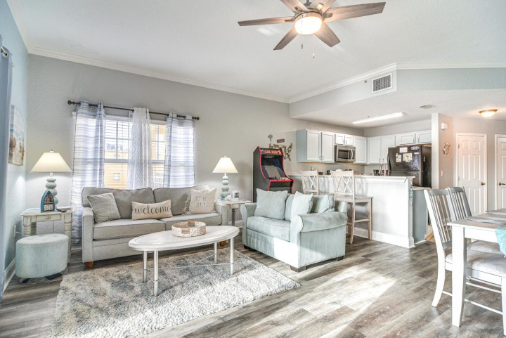 Waterfront Condo W/ Arcade In Treasure Island! - St. Pete Beach, FL