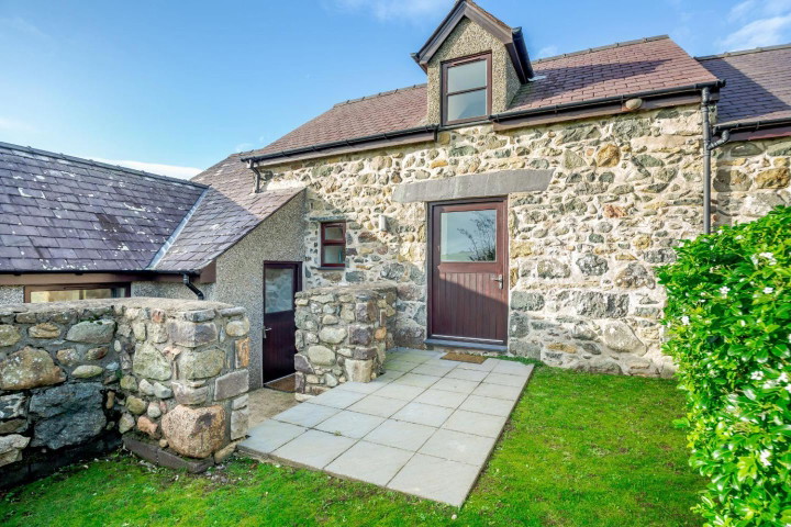 Bwythyn-y-wennol - North Wales
