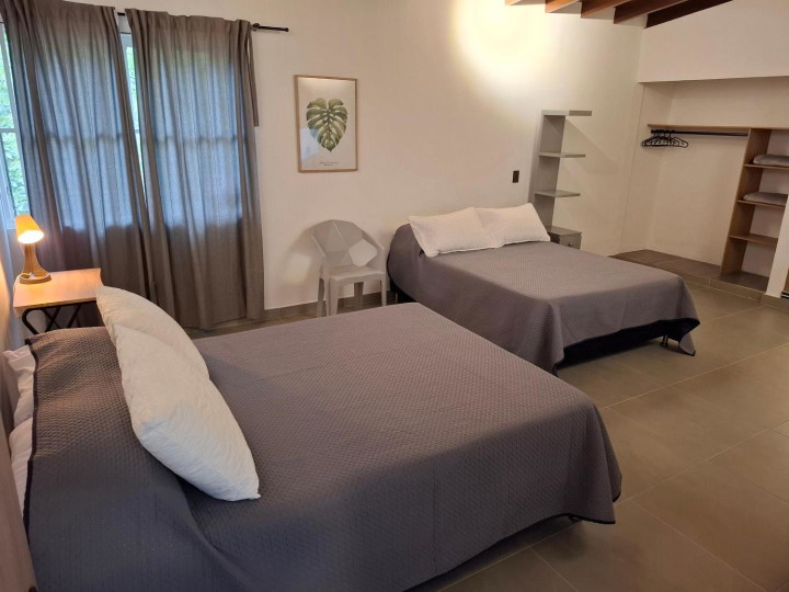 Hotel La Casona - Cerca Al Estadio Atanasio Girardot Y Laureles - Antioquia