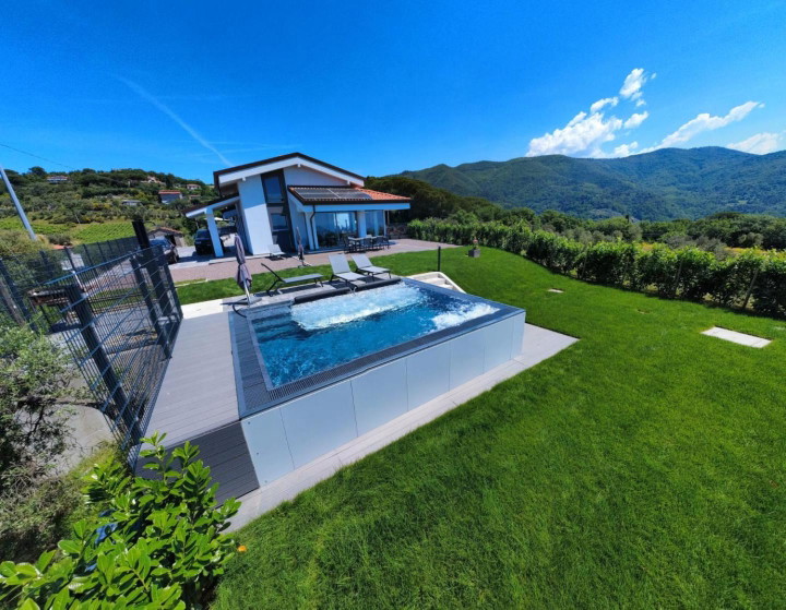 Vinomare Villa - Carrara