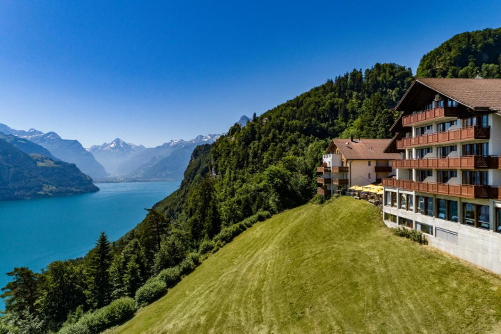Hotel Und Naturhaus Bellevue - Switzerland
