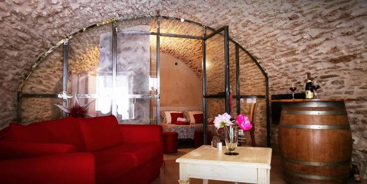 Chambre D Hote De Charme Avec Plein D Authenticité Du 13 èMe Siècle - Orange