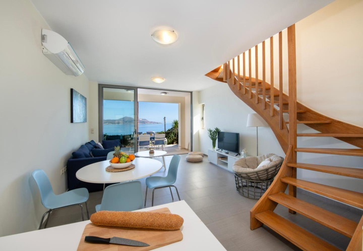 Ashlin Seaside Luxury Apartment - Greece