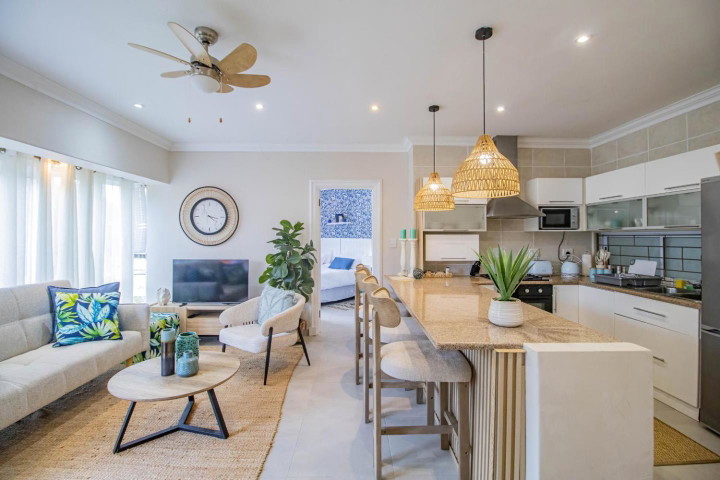 Cousins Cove Strand - Somerset West