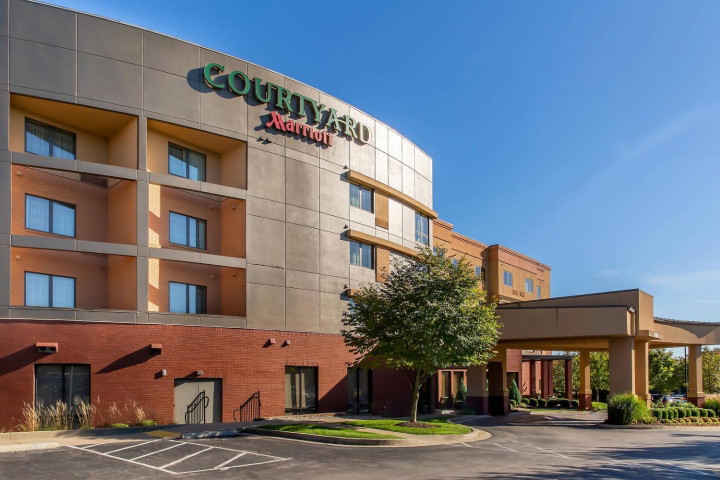 Courtyard By Marriott Lexington Keeneland/airport - Lexington, KY