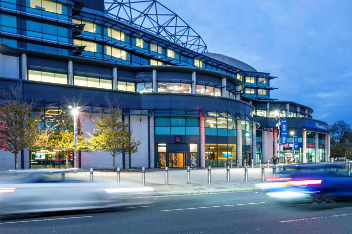 Radisson Red London Twickenham - エプソム