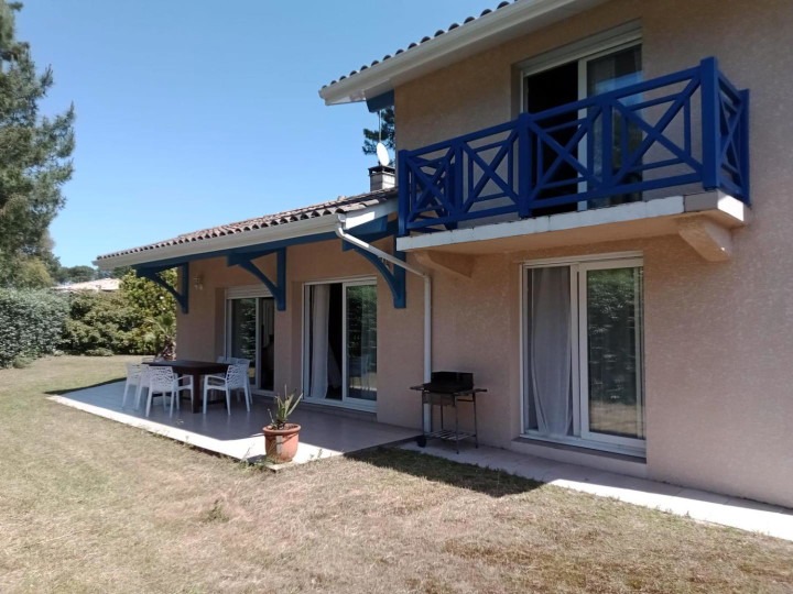 Maison De Charme Avec Jardin, 9 Couchages, Capbreton - Labenne