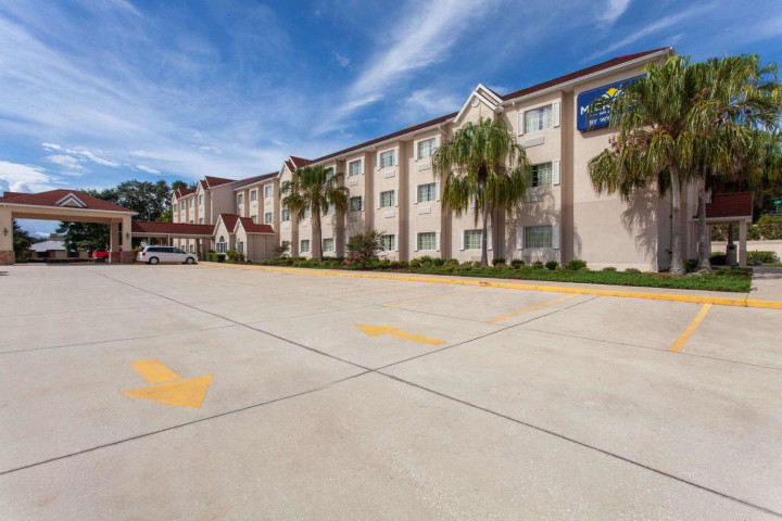 Microtel Inn And Suites By Wyndham - Lady Lake/ The Villages - Leesburg, FL