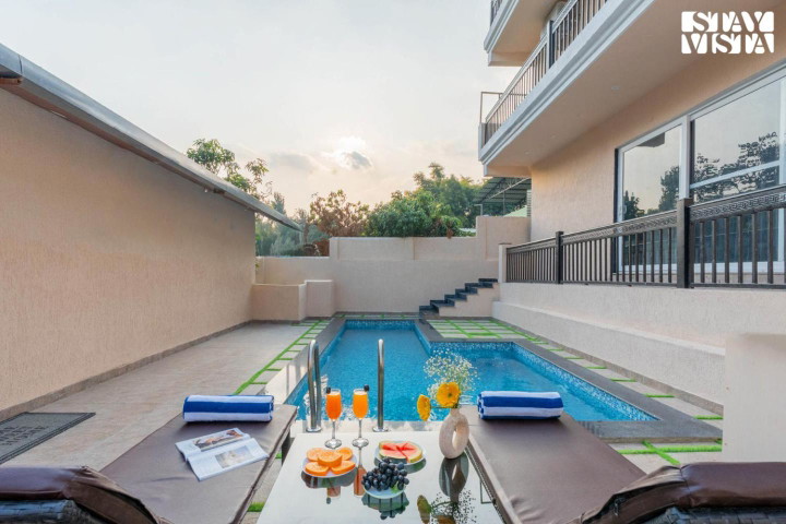 Stayvista's Elysian Forest Villa - 6bhk With Forest View & Jacuzzi - Dehradun