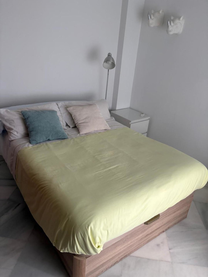 Habitación Individual O Doble En Triana - Sevilla