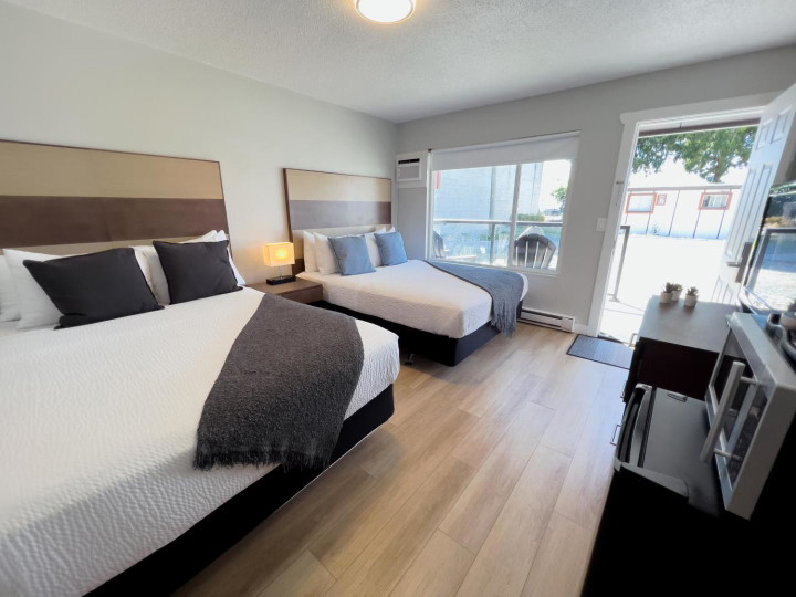 Oceanside Villas - 