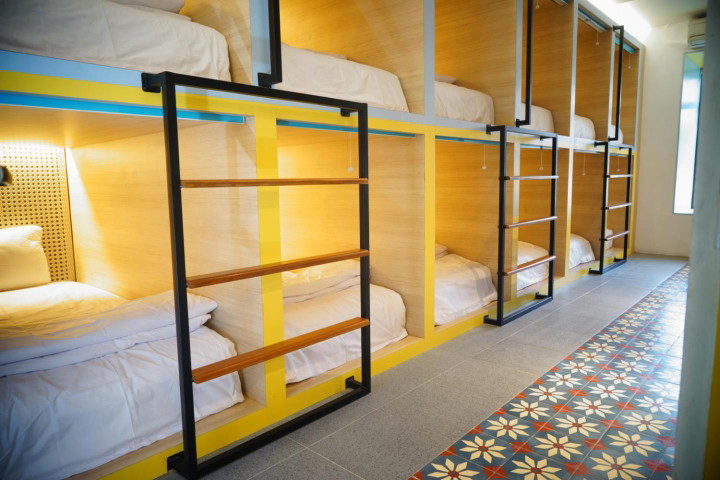 Borough Capsule Hostel Bali - Legian