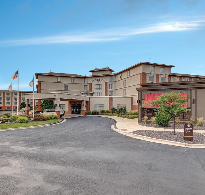 Doubletree By Hilton Bloomington - Bloomington, IL
